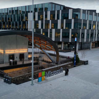 We empower people. • Wortell